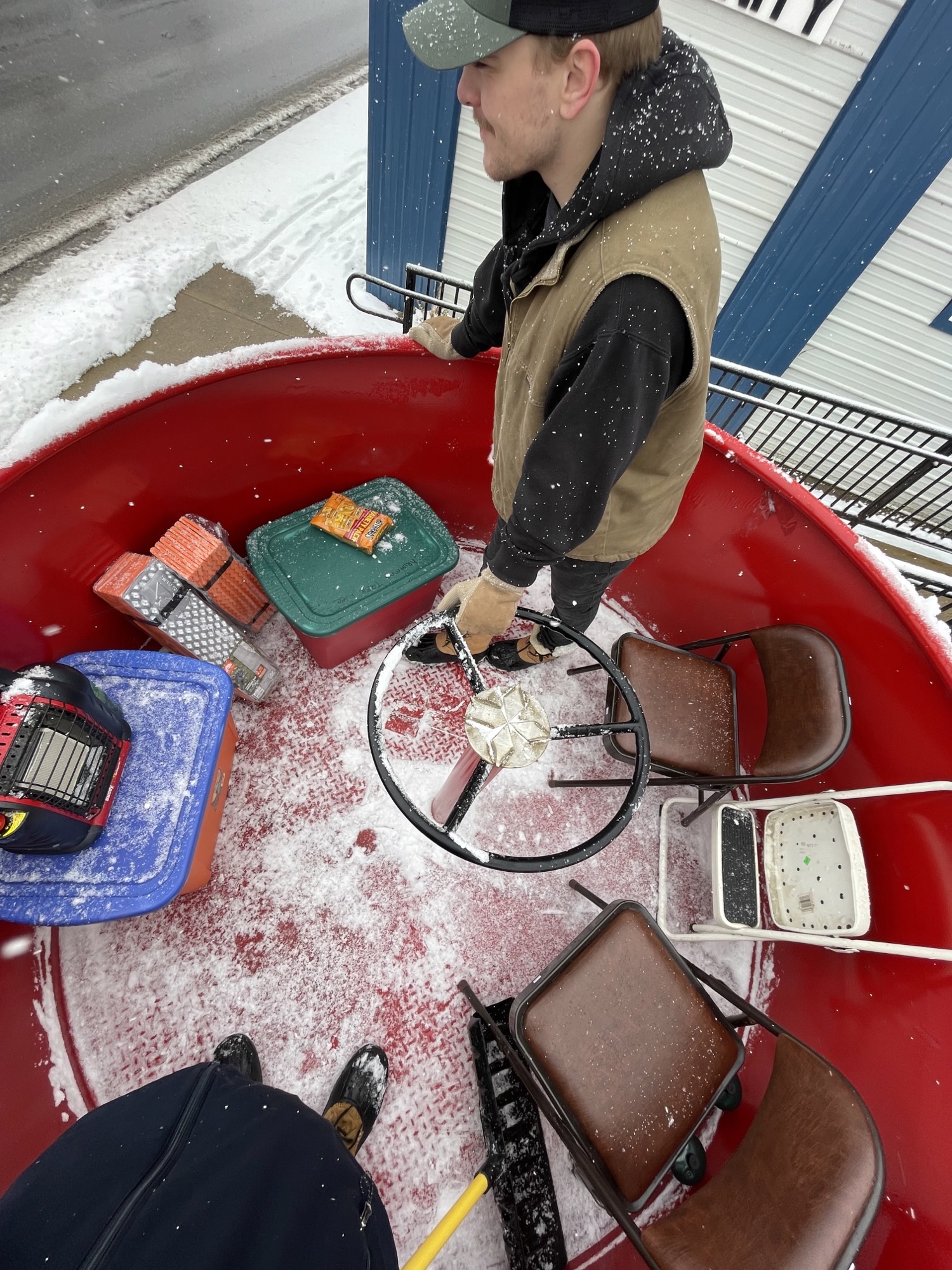 Cadillac Corps Officer Lives Inside Giant Red Kettle Until Donation ...